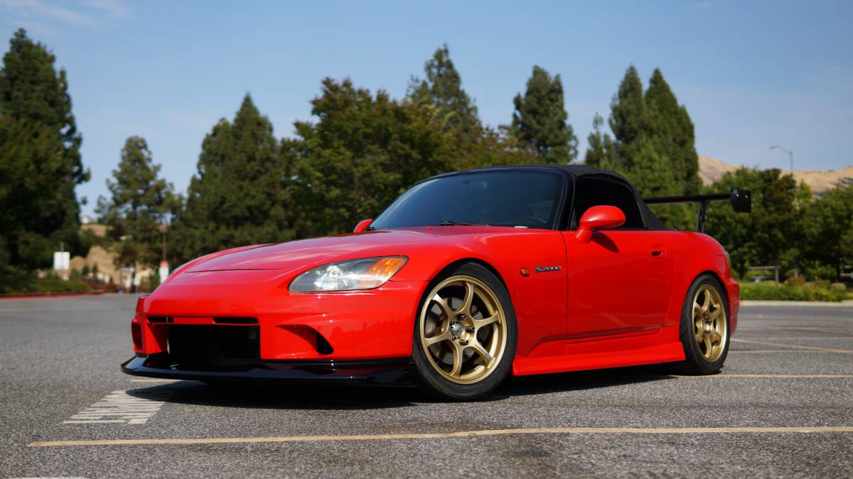 2001 Honda S2000 w/ AP2 F22 Swap On KW Coilovers | Deadclutch